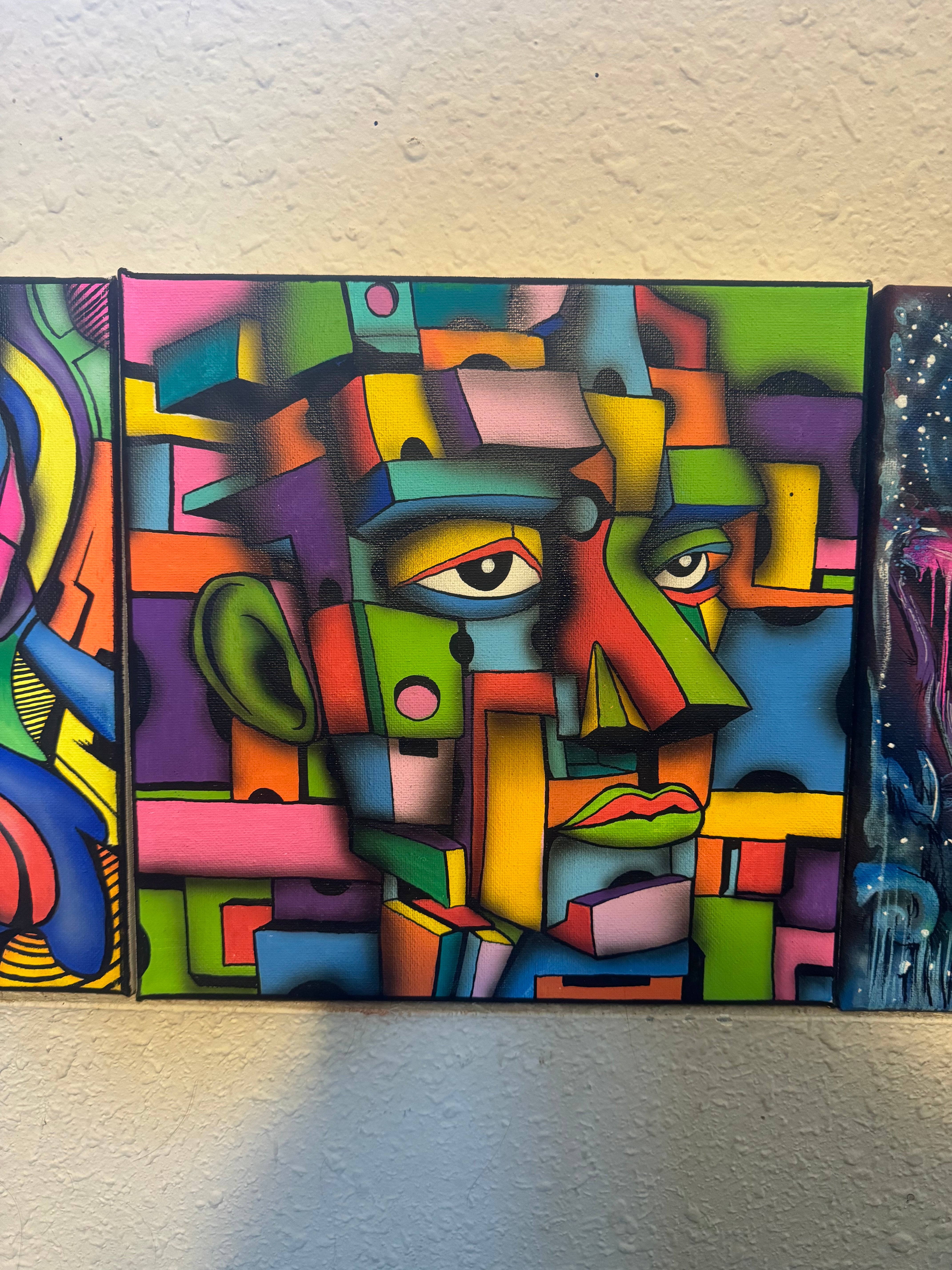 Abstract face blocks – Visual Fiber